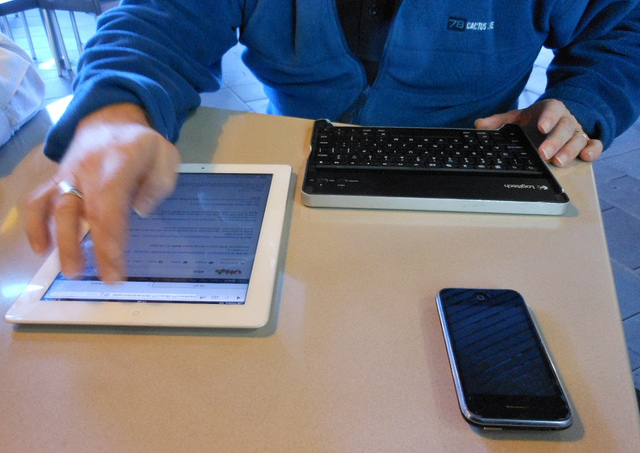3 key questions to ask about BYOD to the workplace | ICT Pulse – The ...